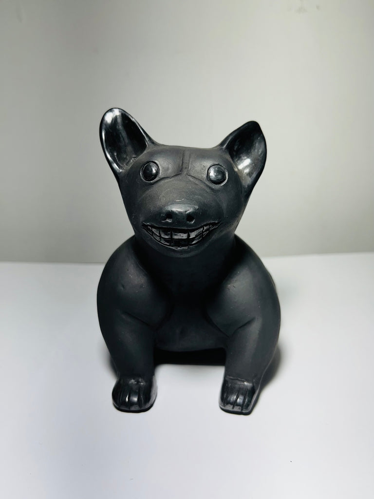 Perro de barro negro varios calados – Coatlicue Arte- Xolito Mio